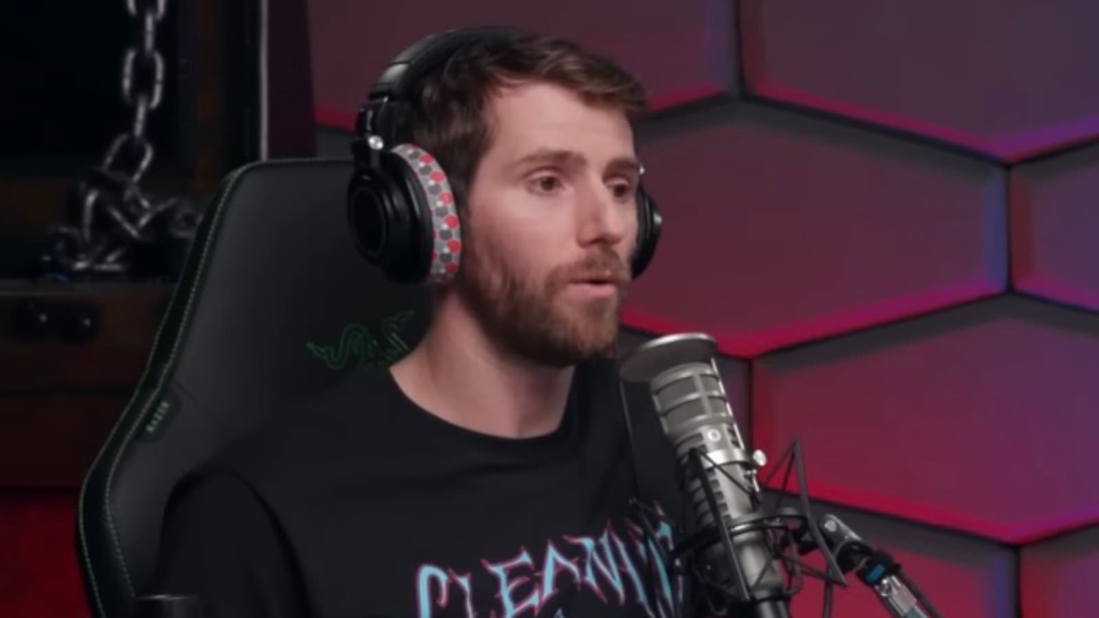 Linus Tech Tips praises YouTube for adding feature that limits access ...